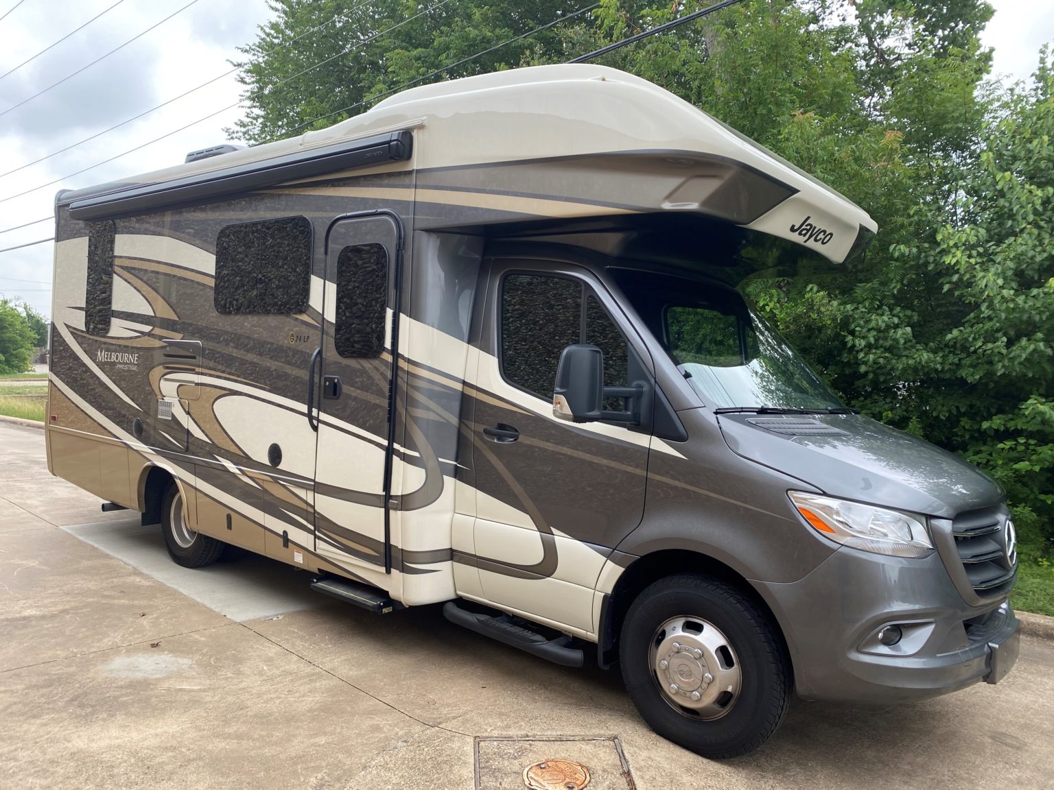 Recreational Vehicles - Mobile Electric Power Solutions, Inc.