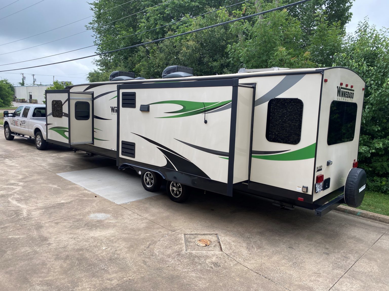 Recreational Vehicles - Mobile Electric Power Solutions, Inc.